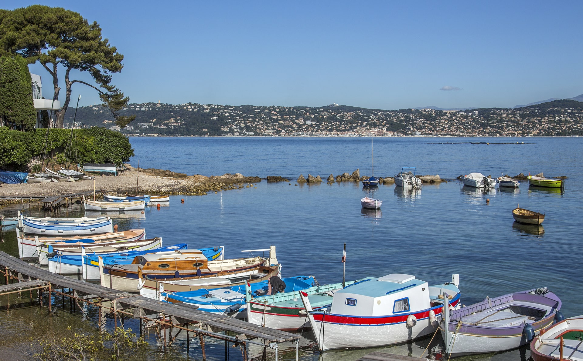 French Riviera: Top Restaurants for Luxurious Romantic Dinner